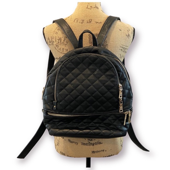G.H. Bass & Co. | Bags | Gh Bass Co Black Vegan Leather Quilted ...
